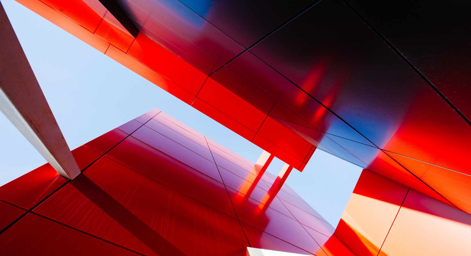 Leader européen des solutions adhésives | REFLECTIV